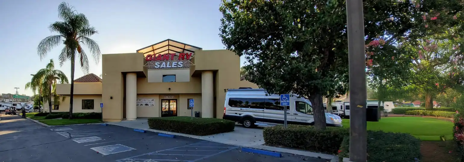 Giant RV Colton CA | Inland Empire RV Dealer