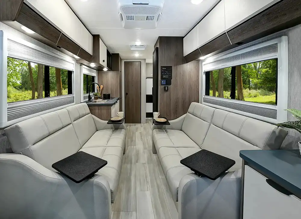 Coachmen RV | Giant RV